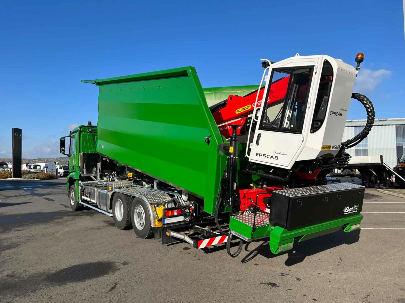 MB Arocs 2751L Abrollkipper - Ebert Forsttechnik